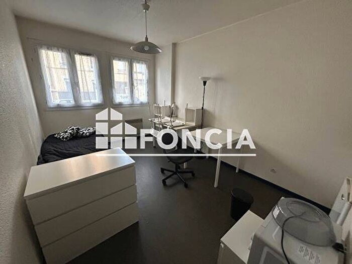 Appartement à louer - Croix Luizet, Villeurbanne - 1 pièce