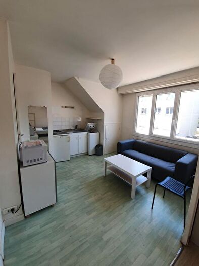 Nantes, Saint-Clément, Jardin des plantes, Caserne Lamoricière : Appartement 2 pièces à louer
