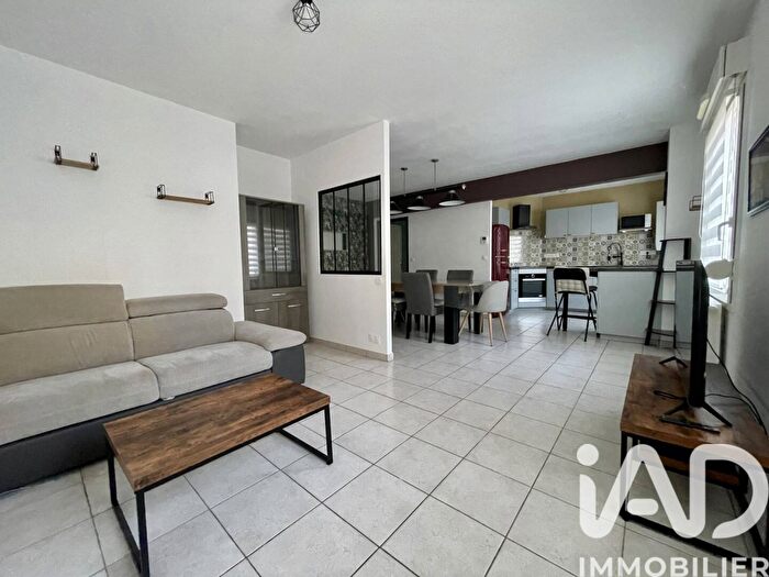 Appartement à louer - Charlemagne, Thionville - 3 pièces - 1 chambre