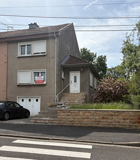 Maison 5 pièces à vendre - Saint-Charles-la-Forêt