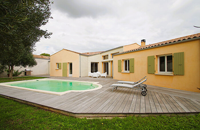 Maison à vendre - Dompierre-sur-Mer - 7 pièces - 5 chambres