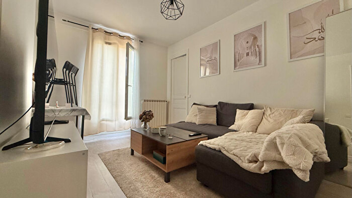 Appartement à vendre - Corbeil-Essonnes, Nacelle, Papeterie - 2 pièces - 1 chambre