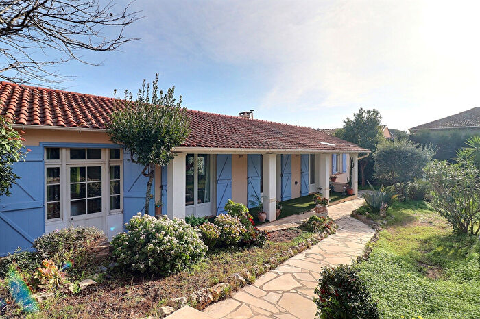 Maison à vendre - Saint-Raphaël, Boulouris - 4 pièces - 2 chambres