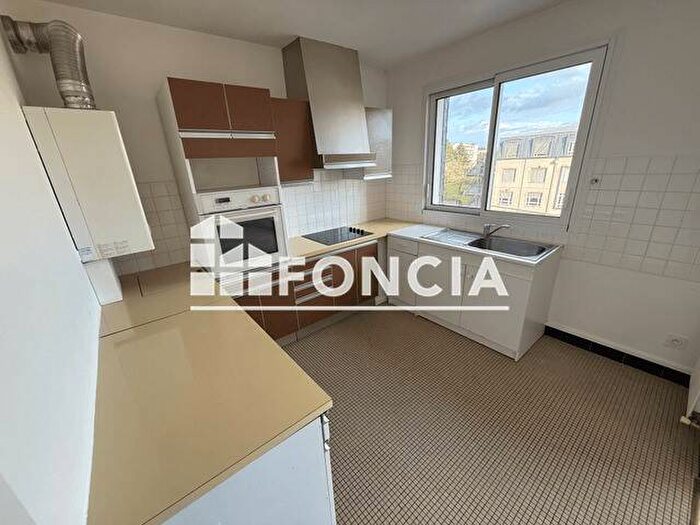 Appartement à louer - Centre Ville, Blois - 2 pièces - 1 chambre