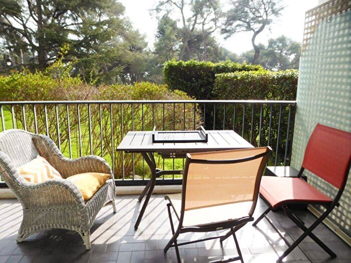 Appartement 1 pièce à Saint Veran, Cagnes-sur-Mer, à louer