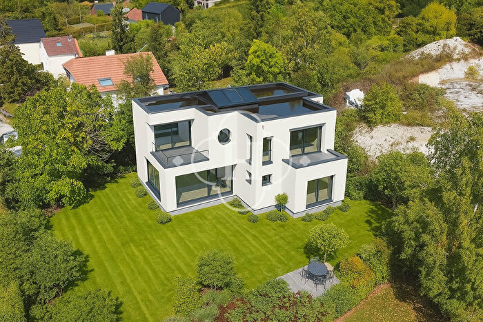 Maison à vendre - Aulnay-sur-Mauldre - 6 pièces - 3 chambres