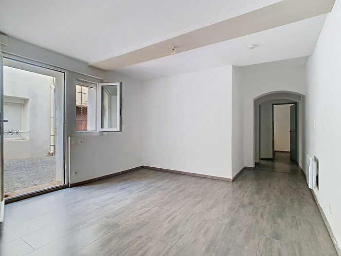 Appartement à louer - Mauguio, Centre-ville - 2 pièces - 1 chambre