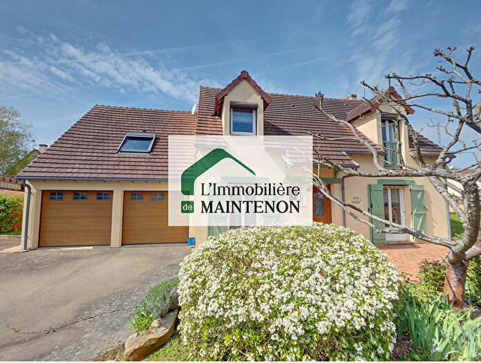 Maison 7 pièces à vendre à Gallardon