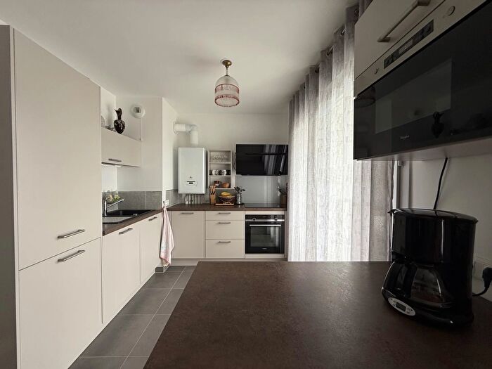 Appartement 4 pièces à vendre à Égly