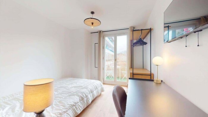 Appartement à louer - Saint Pierre, Marseille ème - 1 pièce