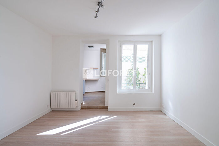Paris 15ème, Violet, Commerce : Appartement 2 pièces à vendre