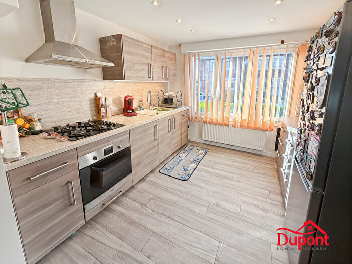 Maison à vendre - Mortagne-du-Nord - 4 pièces - 3 chambres