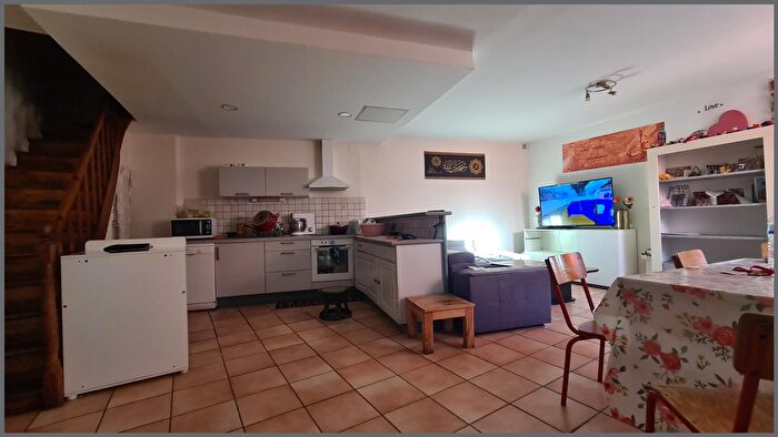 Maison à vendre - Bressuire, Centre-ville - 7 pièces - 3 chambres