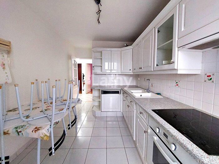 Appartement à louer - Vanteaux-Puy Las Rodas, Limoges - 4 pièces - 2 chambres