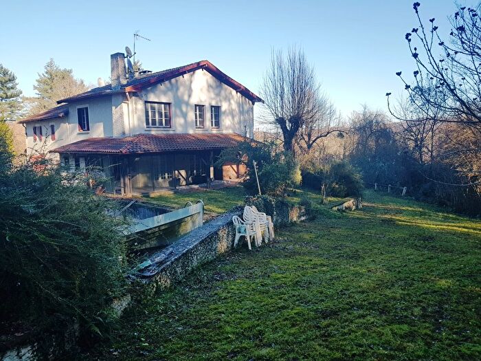 Maison à vendre - Saint-Michel - 5 pièces - 4 chambres