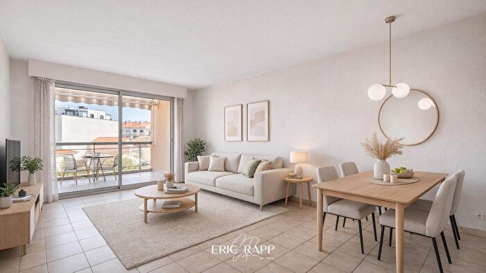 Appartement à vendre - Fréjus, Centre-ville - 2 pièces - 1 chambre