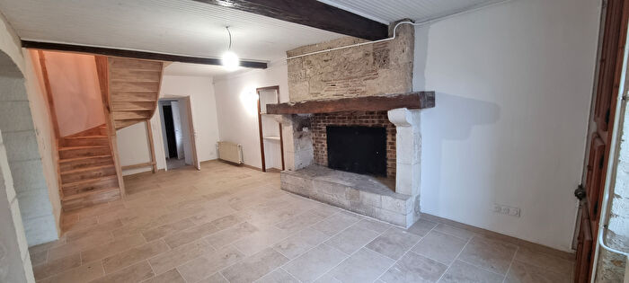 Maison à louer - Lectoure - 5 pièces - 4 chambres