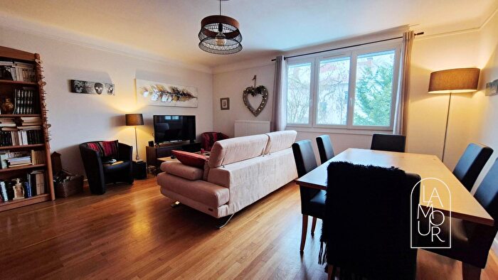 Appartement à vendre - Dijon, Voltaire, Champmaillot - 3 pièces - 2 chambres