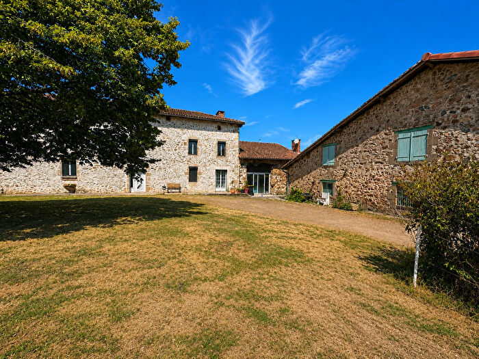 Chabrac - Maison 8 pièces à vendre