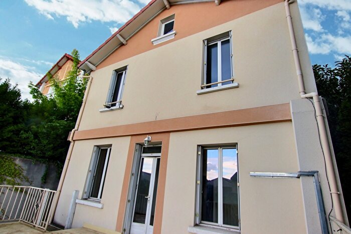 Maison à vendre - Royat - 5 pièces - 4 chambres