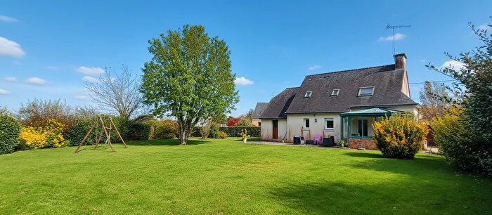 Maison à vendre - Pontivy - 6 pièces - 4 chambres