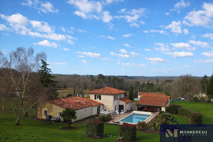 Maison à vendre - Oriolles - 8 pièces - 6 chambres