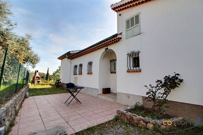 Maison 4 pièces à Trans-en-Provence, à louer