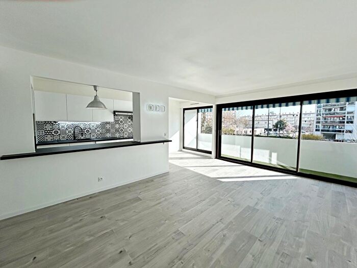 Appartement 4 pièces à vendre à Roanne, Centre-ville, Varenne