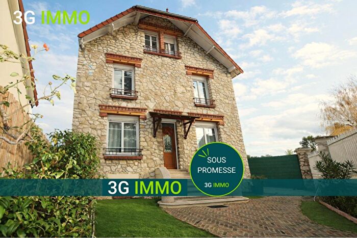 Maison à vendre - Mantes-la-Ville, Louise Michel - 7 pièces - 5 chambres