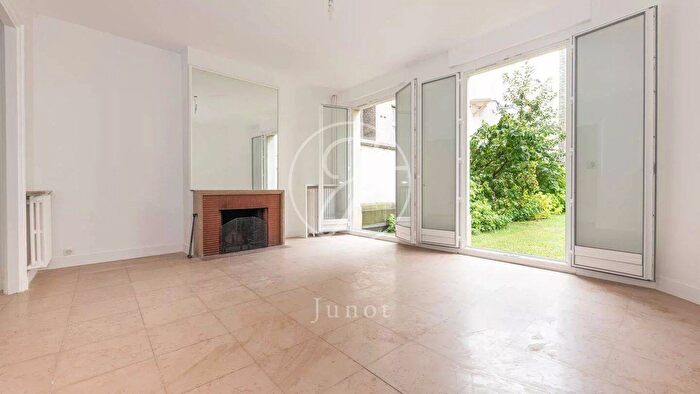 Appartement à louer - Parc dOrléans, Neuilly-sur-Seine - 2 pièces - 1 chambre