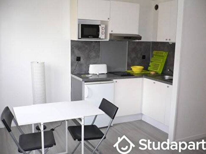 Coteaux Ouest-Pasteur, Rouen - Appartement 1 pièce à louer