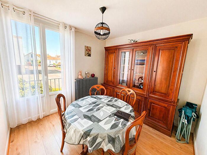 Nevers, Alsace Lorraine Rotonde : Appartement 5 pièces à vendre