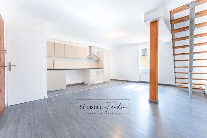 Appartement 3 pièces à vendre - Solliès-Toucas