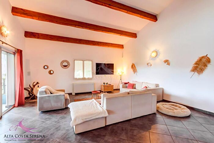 Maison à vendre - Ventiseri - 5 pièces - 4 chambres