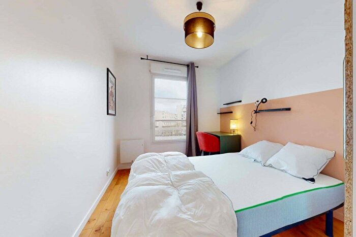 Zone Industrielle, Bezons - Appartement 1 pièce à louer