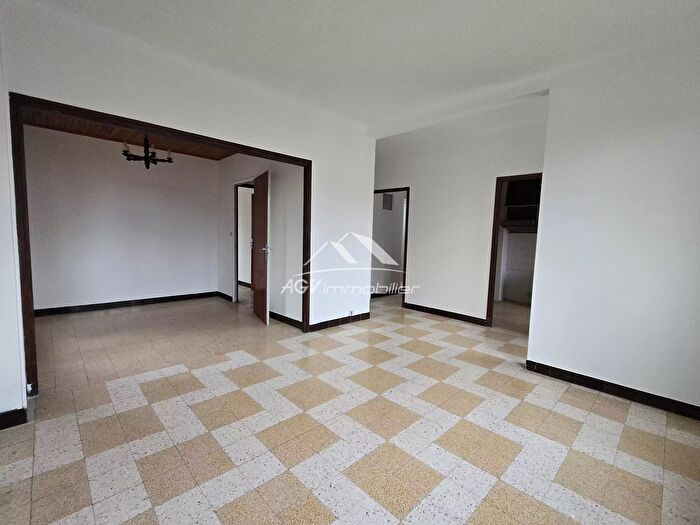 Maison à vendre - Salindres - 5 pièces - 3 chambres