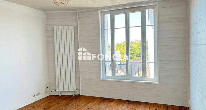 Appartement 1 pièce à louer - Cimetiere, Créteil