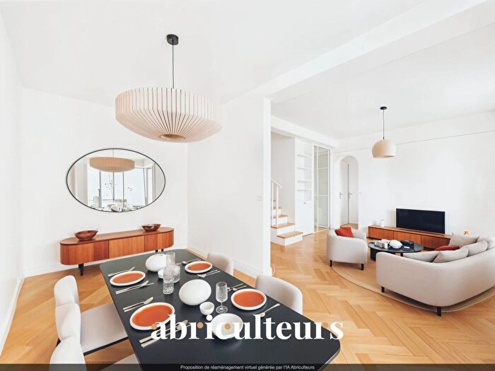 Appartement à vendre - Puteaux, Vieux Puteaux - 5 pièces - 3 chambres