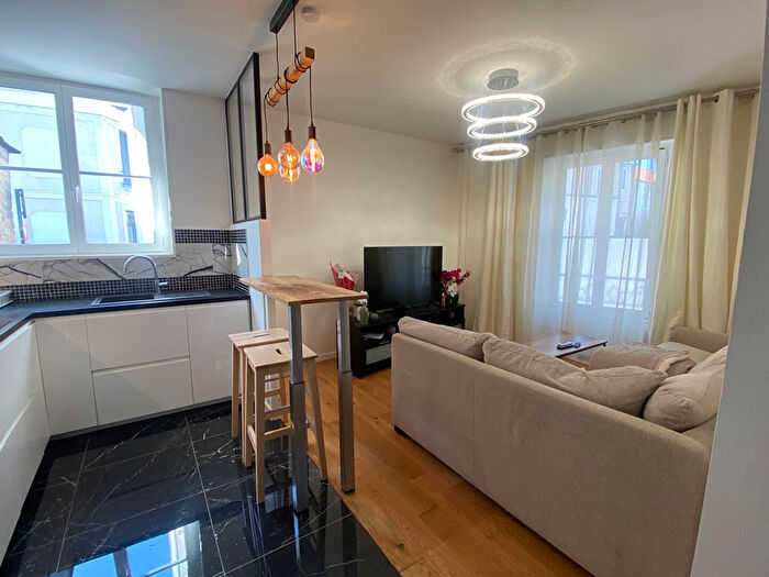 Maison à vendre - Fontainebleau, Provenceaux, Carmel - 5 pièces - 3 chambres