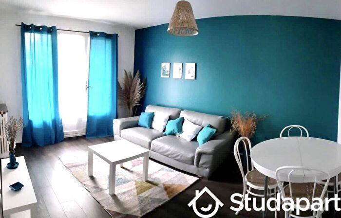 Appartement à louer - Vanteaux-Puy Las Rodas, Limoges - 1 pièce - 3 chambres