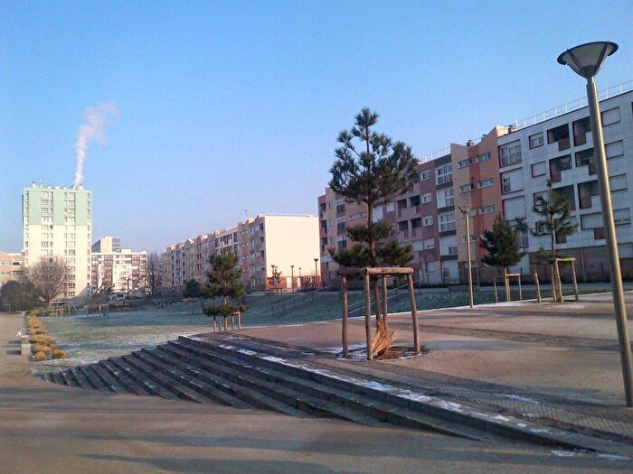 Appartement à louer - Dame Blanche Ouest, Garges-lès-Gonesse - 3 pièces - 2 chambres