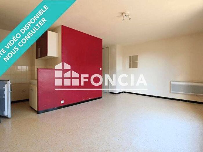 Appartement à louer - Arènes, Nîmes - 1 pièce