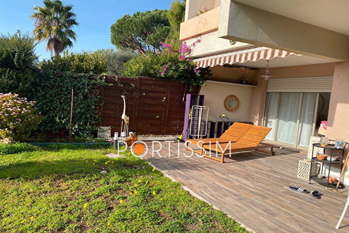 Appartement à vendre - Cagnes-sur-Mer - 4 pièces - 3 chambres