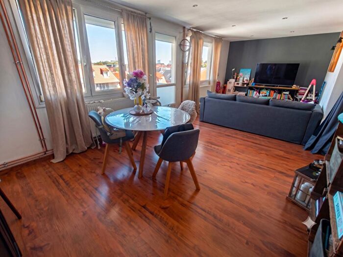 Sainte-Catherine : Appartement 3 pièces à vendre