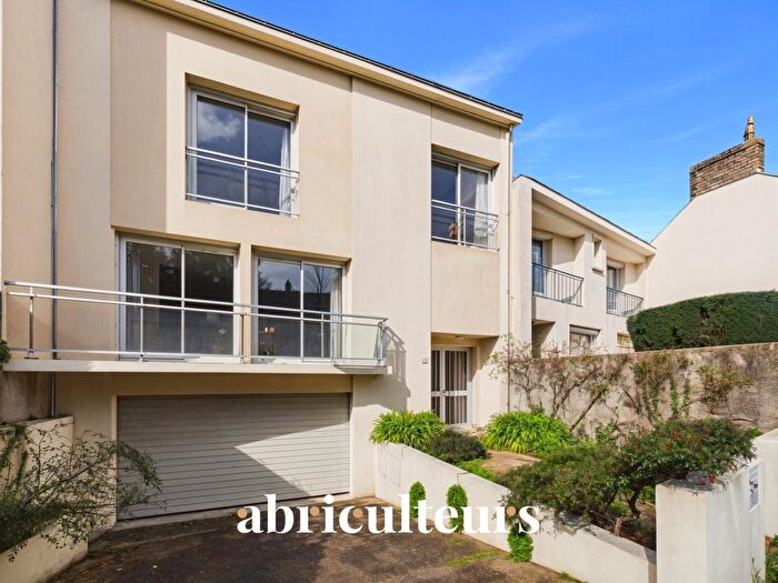 Maison à vendre - Nantes, Monselet - 8 pièces - 5 chambres