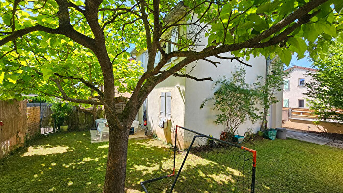 Maison 4 pièces à L'Isle-d'Abeau, Côteau de Chasse, à vendre