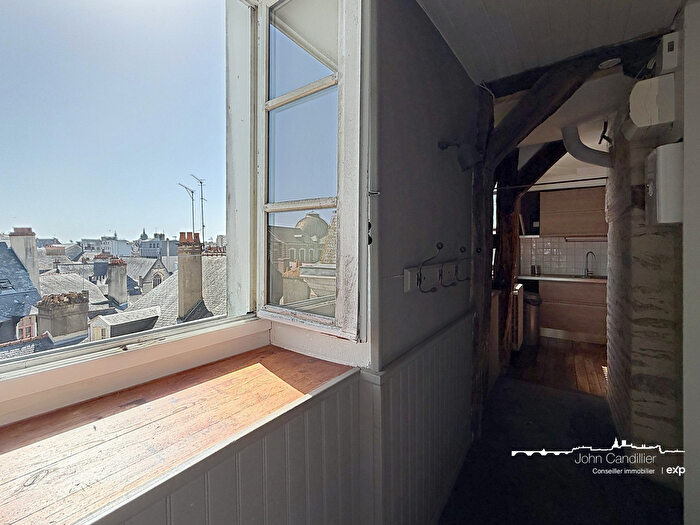 Appartement 5 pièces à Quartiers Centre, Centre-ville, à vendre