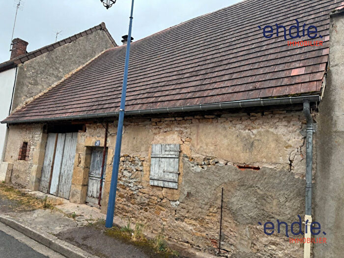 Maison 2 pièces à vendre - Saint-Pierre-le-Moûtier