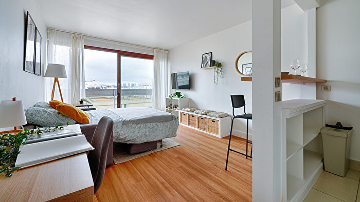 Appartement à louer - Paris e , Georges Brassens - 1 pièce - 1 chambre