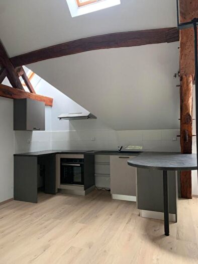 Fontaines - Appartement 4 pièces à louer